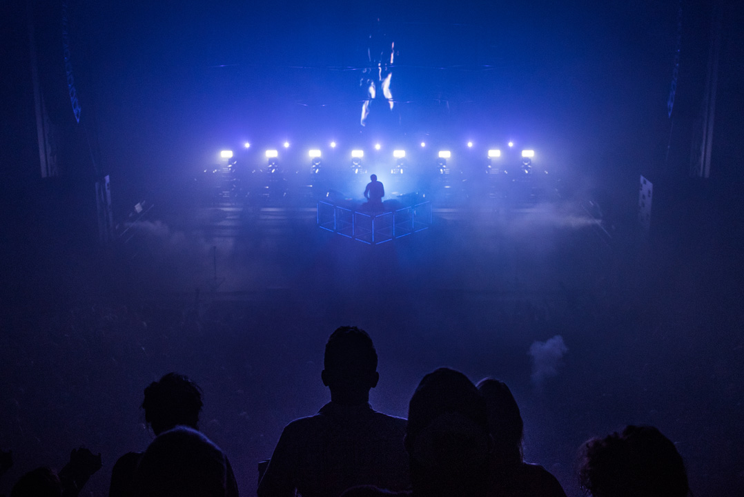 Flume Makes Bodies Move in Seattle - Seattle Music News